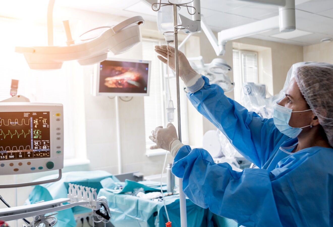 The ICU Experience: What Happens in Intensive Care and How Patients Are ...